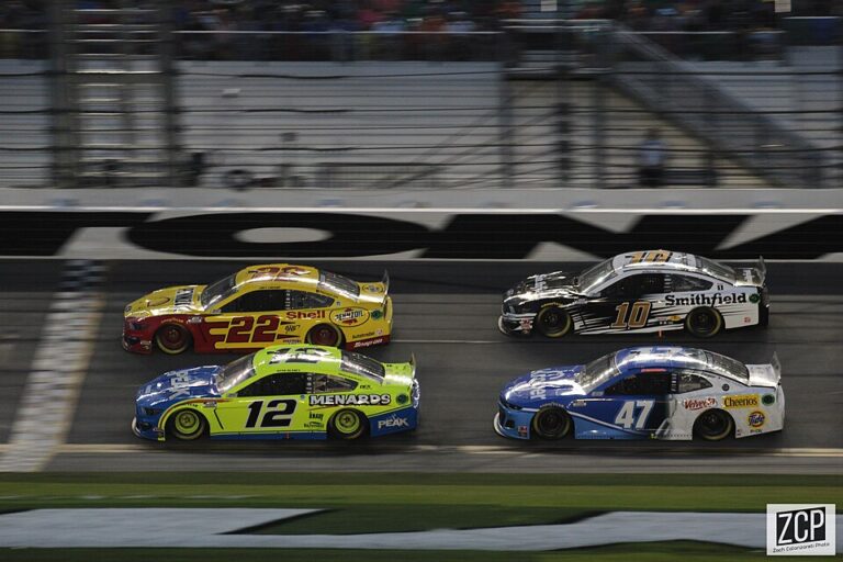 NASCAR Drafting Techniques: The Art of Slingshot Overtakes - Sarah ...